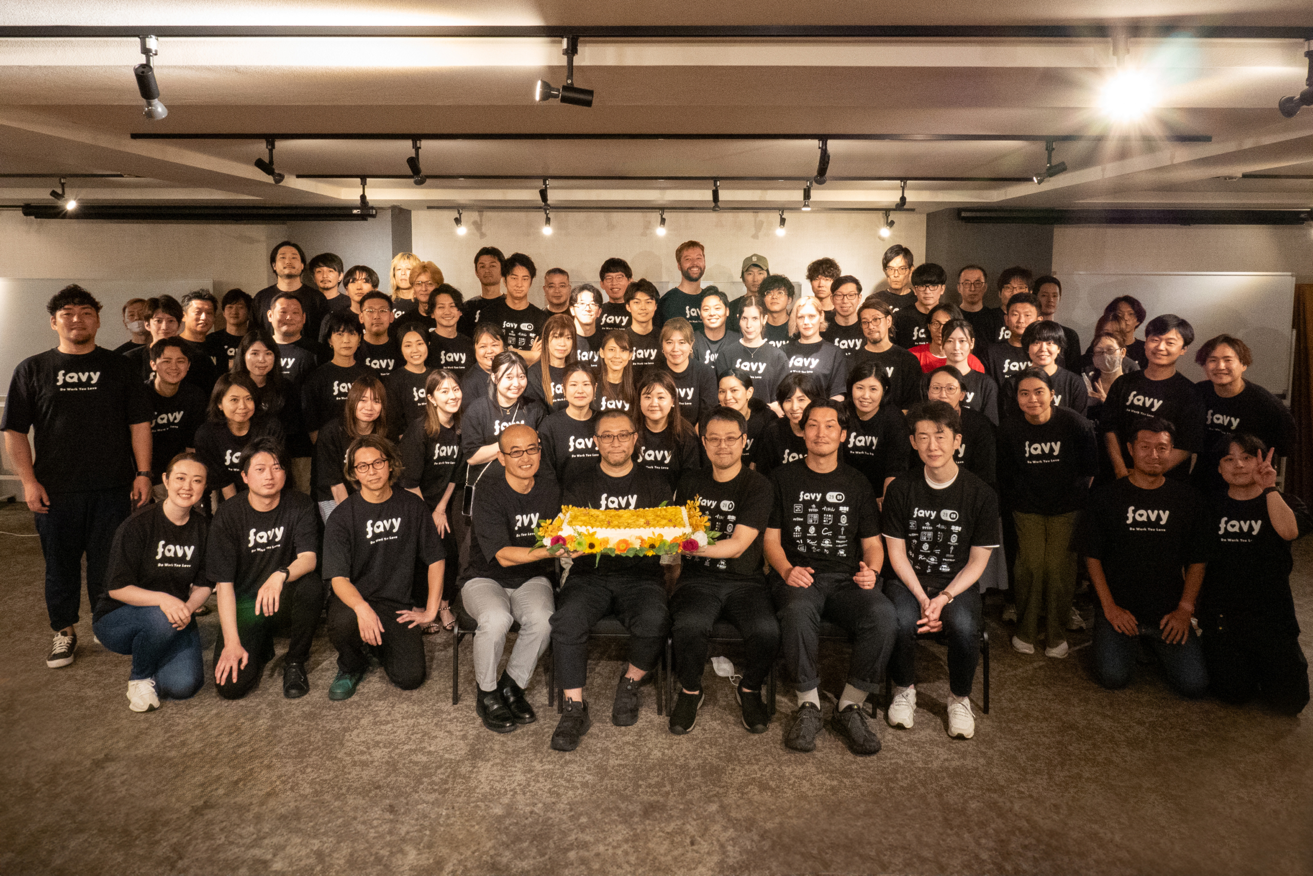 【2024年・最新の採用状況】10Yは期初より20%以上増員！積極採用中のポジションは？ – favy公式ブログ favicon(ファビコン)