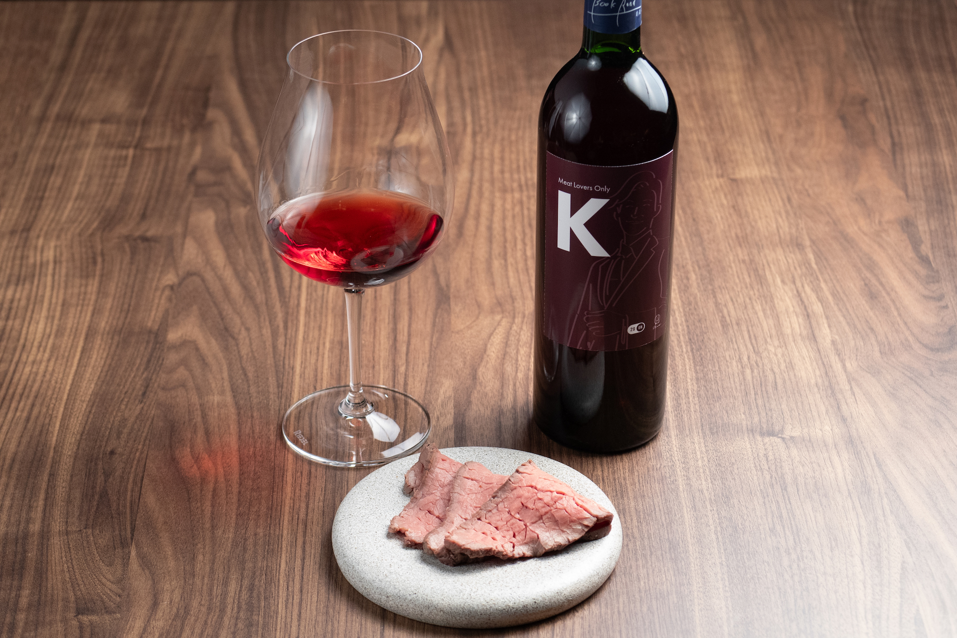 【29ON / Plus】ローストビーフ専用?!国産ぶどう100%のオリジナルワイン「Meat Lovers Only K」を提供開始 – favy公式ブログ favicon(ファビコン)