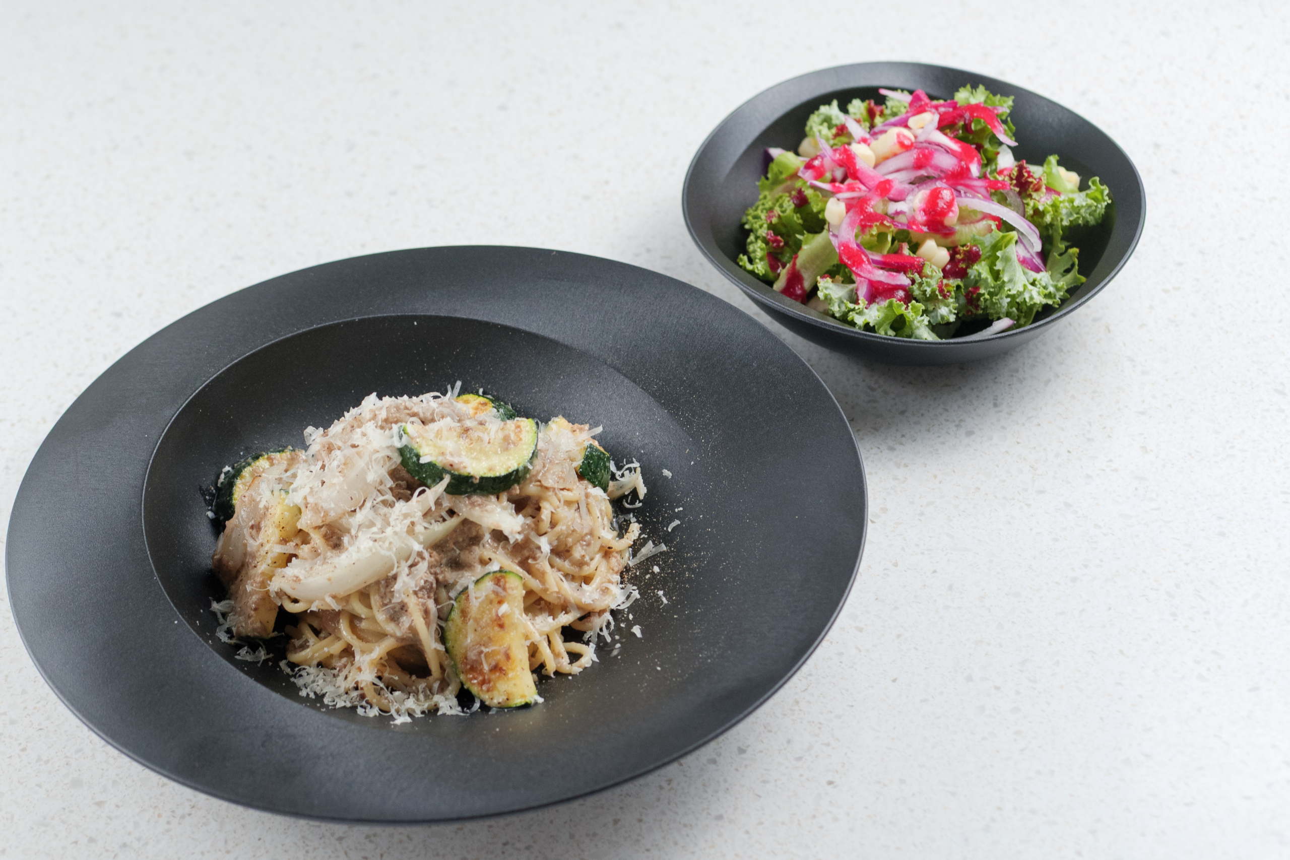 シェア型レストラン有明に新店舗！マルシェ型カフェ『LINK table』。8/31までスムージーをプレゼントも – favy公式ブログ favicon(ファビコン)